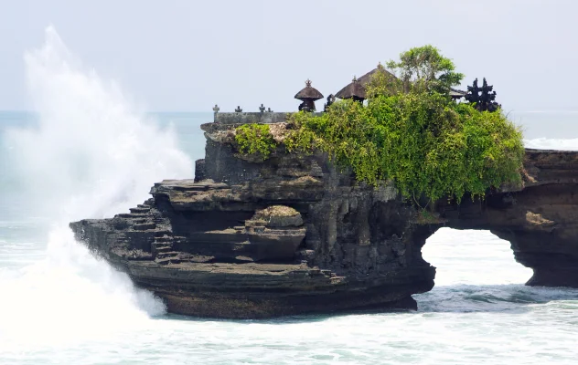 Komodo Dive Sites: 2023 Guide - Neptune Liveaboards